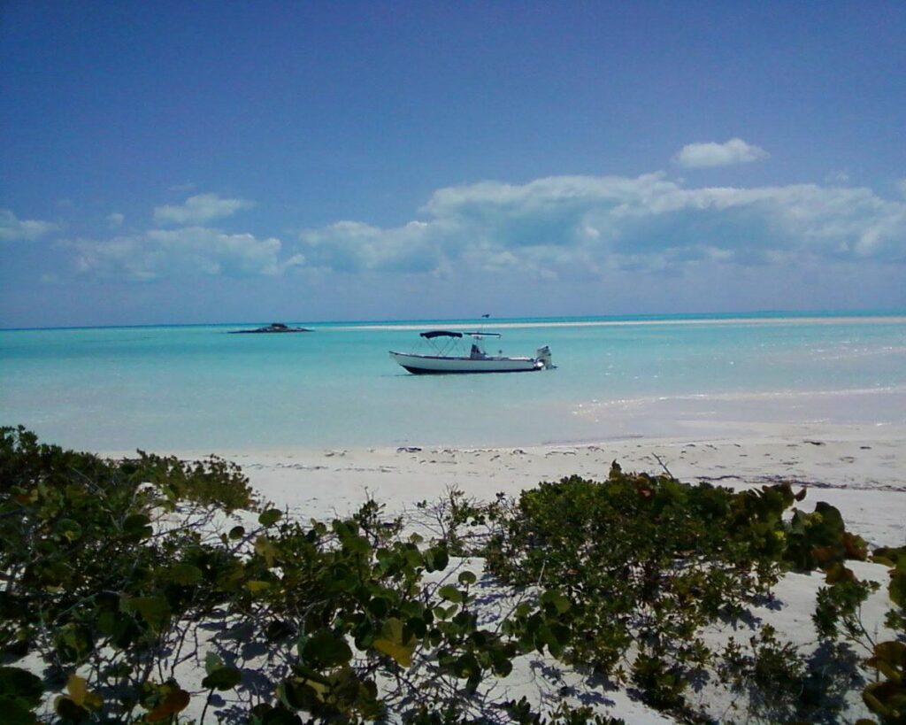 Off Island Boat Tours - I ♥️ Exuma